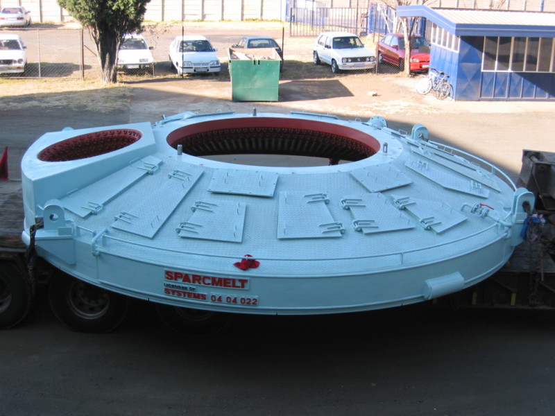 Electric Arc Furnace (EAF) Roofs - Systems Spray-Cooled